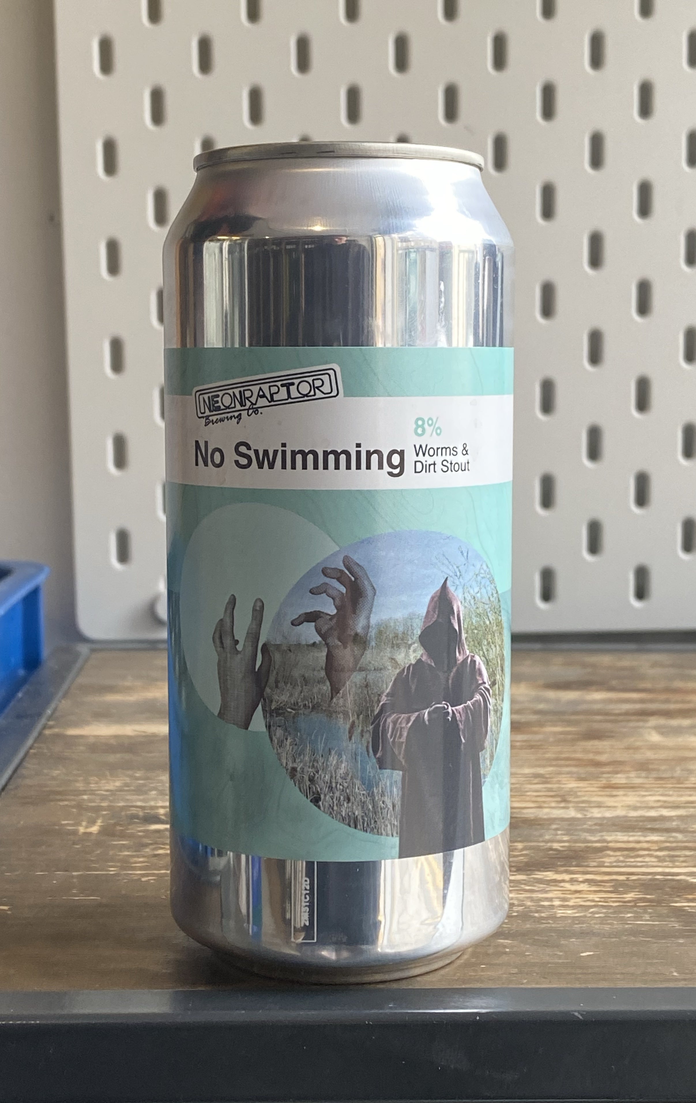 Neon Raptor No Swimming Worms & Mud Stout – The Beerhive